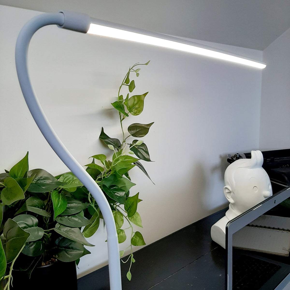 Triumph Sabre LED task light – Fitzroy's Fabrics